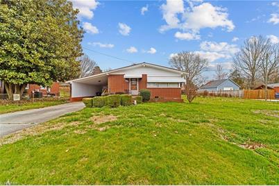 505 Duke St, Thomasville, NC 27360 - MLS 1099440 - Coldwell Banker