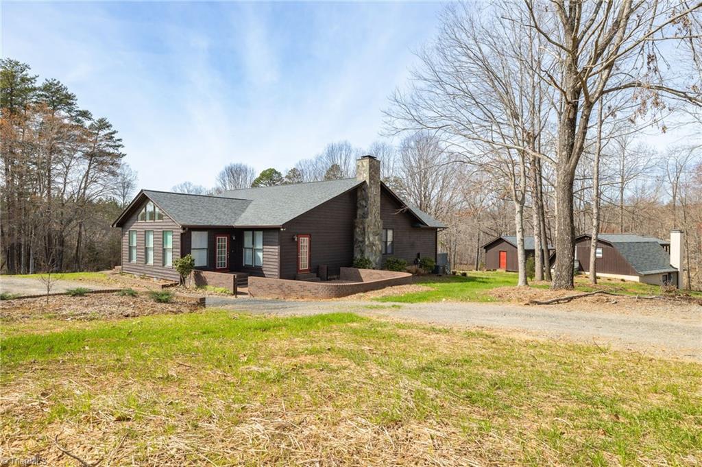 221 Williams Trace Ln, Reidsville, NC 27320 - MLS 1100009 - Coldwell Banker