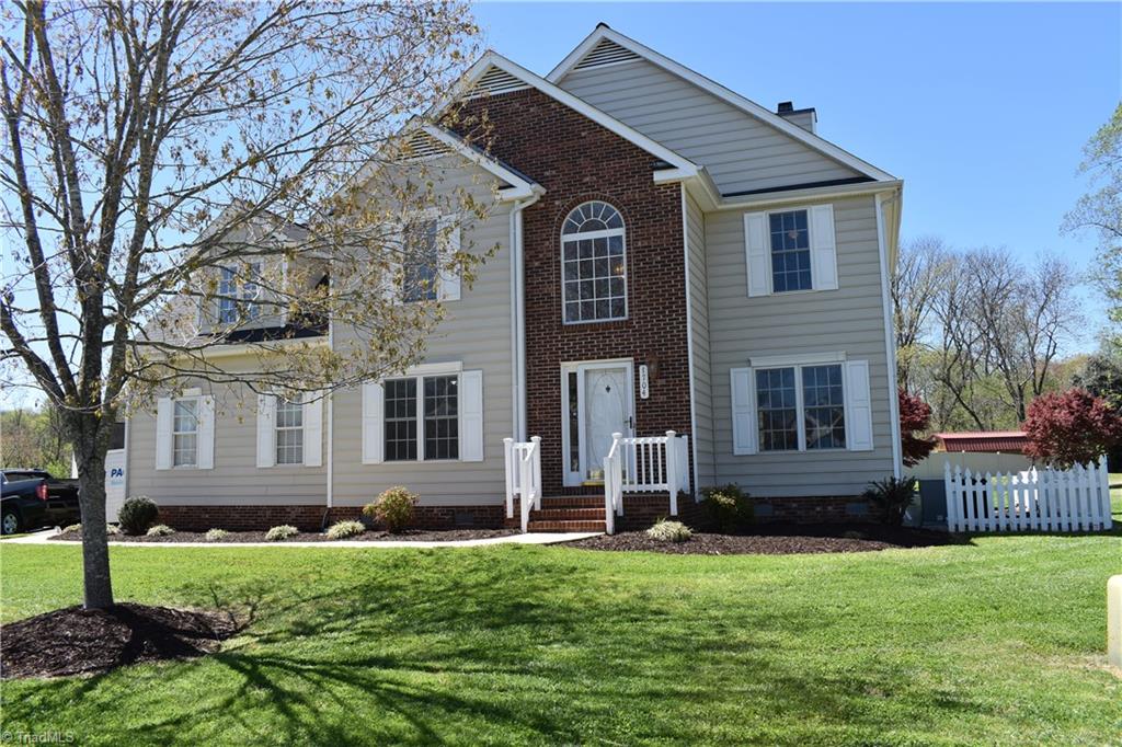 1704 Olde Carolina Ct, Graham, NC 27253 - MLS 1101374 - Coldwell Banker