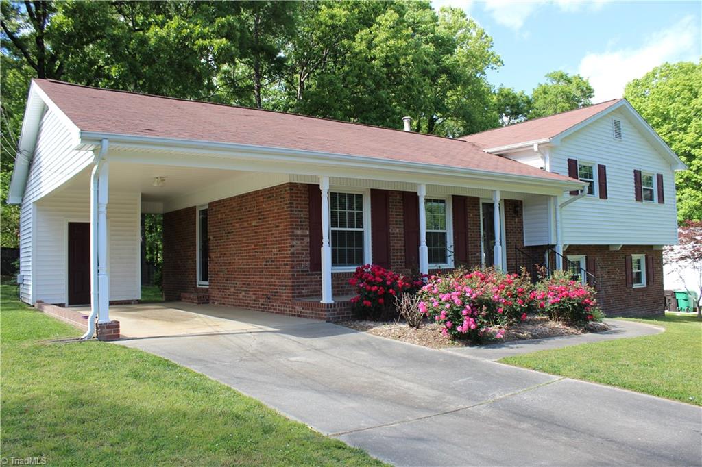 1019 Lakecrest Ave, High Point, NC 27265 - MLS 1104542 - Coldwell Banker