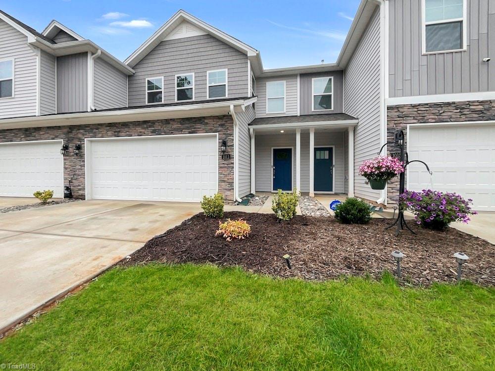 1011 Henson Park Dr, Greensboro, NC 27455 - MLS 1108784 - Coldwell Banker