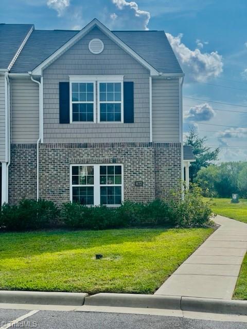 477 Sandybrooke Dr, High Point, NC 27265 - MLS 1119112 - Coldwell Banker