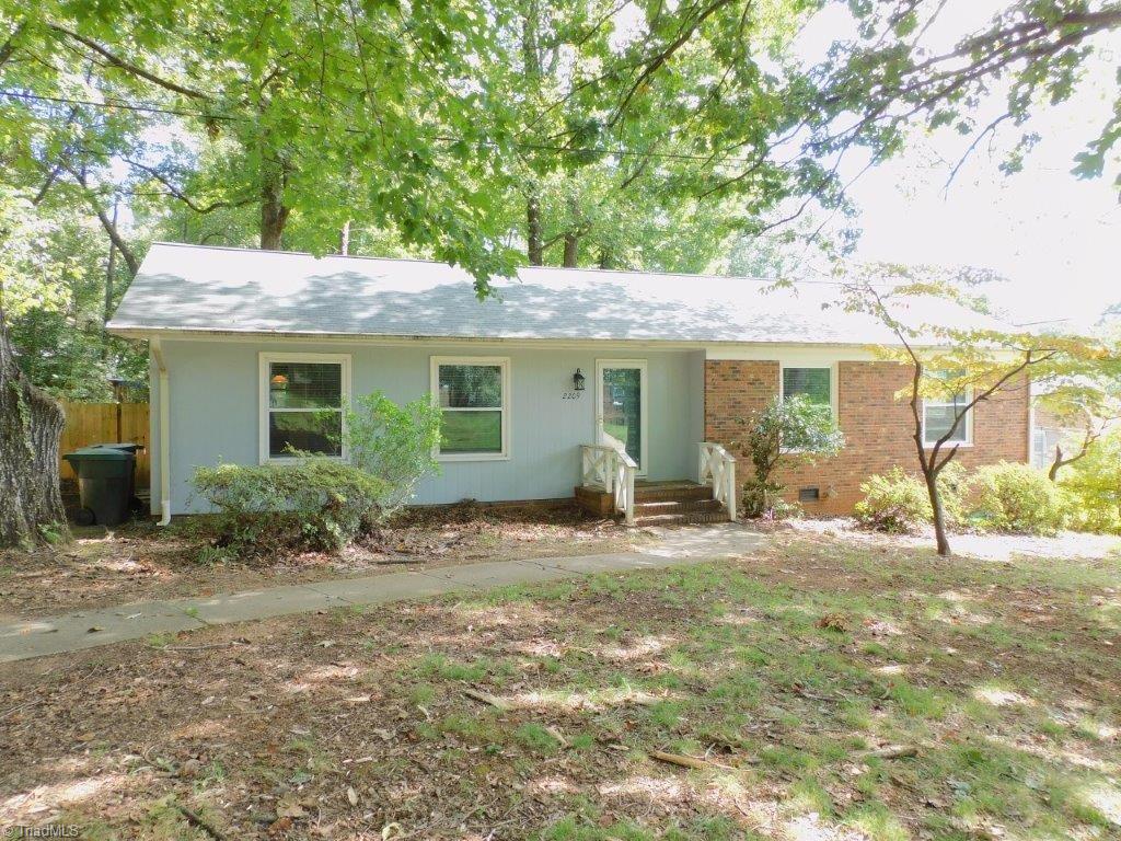 2209 Hathaway Dr, Greensboro, NC 27408 - MLS 1121374 - Coldwell Banker