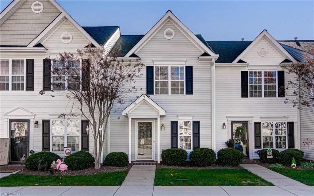 461 Dunwood Dr, High Point, NC 27265 - MLS 1126829 - Coldwell Banker