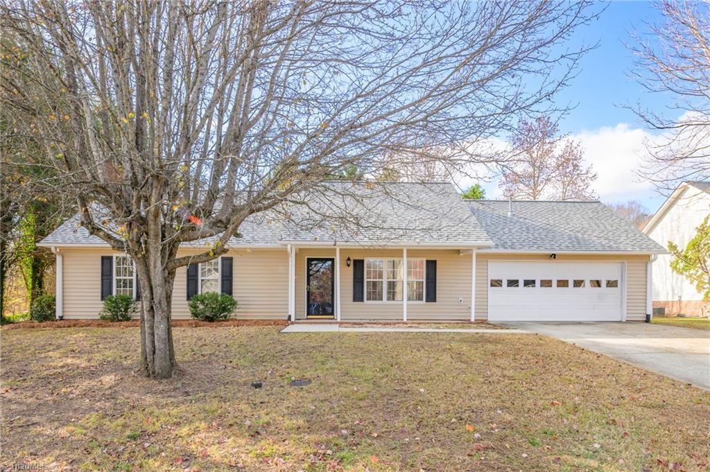 1624 Ammons Dr N, Clemmons, NC 27012 - MLS 1164468 - Coldwell Banker
