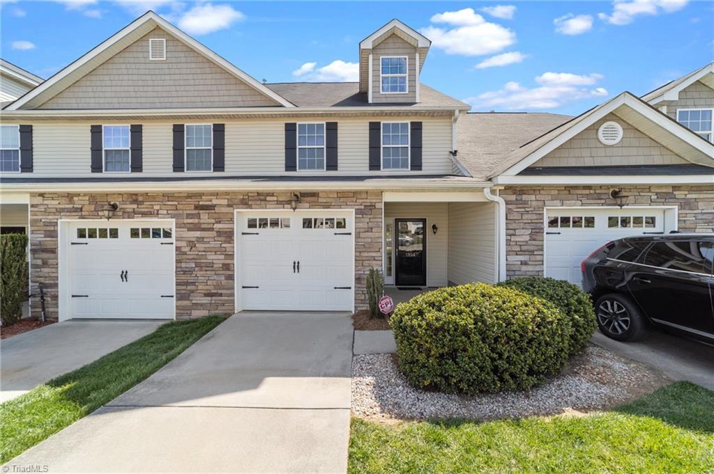 1954 Sentry Pointe Ln, Winston-Salem, NC 27127 - MLS 1178104 - Coldwell ...