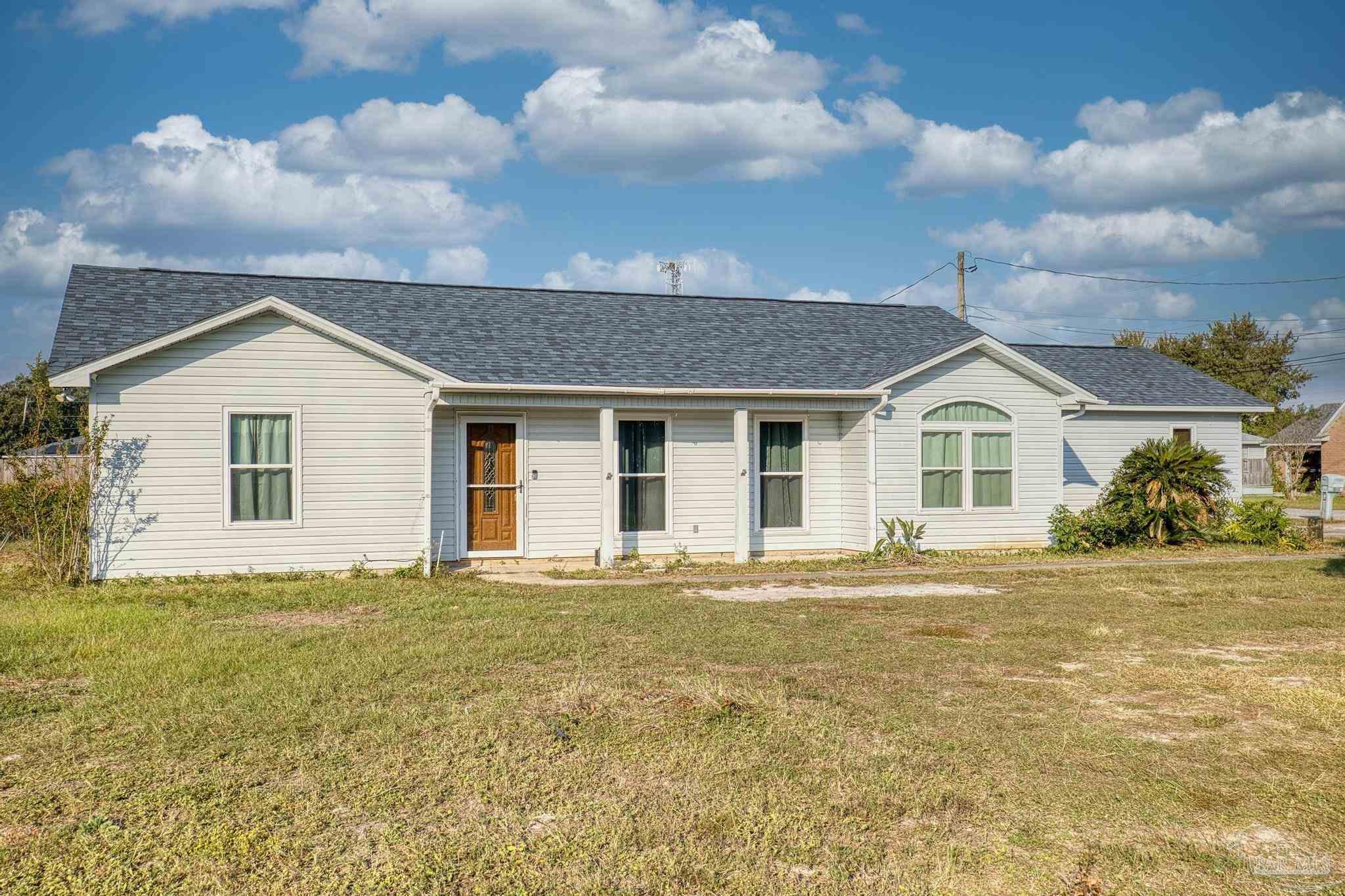 1548 Joseph Cir, Gulf Breeze, FL 32563 - MLS 654558 - Coldwell Banker