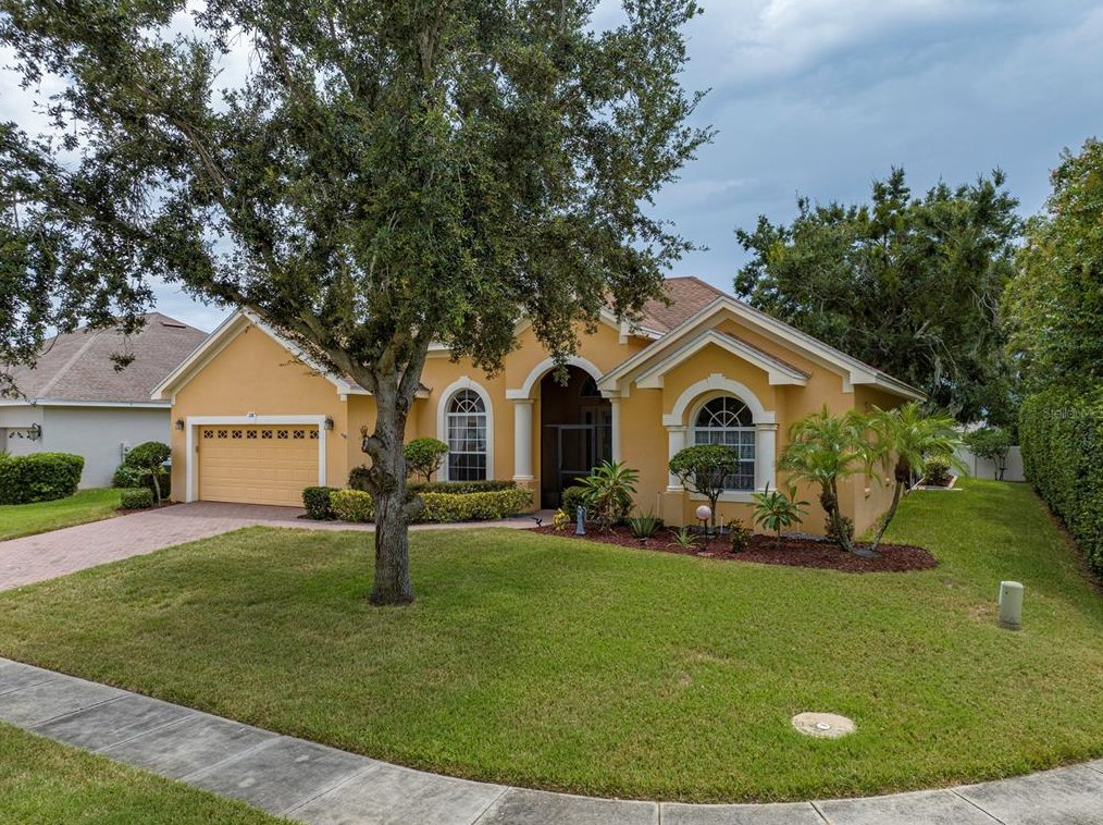 116 Lake Arietta Ct, Auburndale, FL 33823 - MLS L4938965 - Coldwell Banker