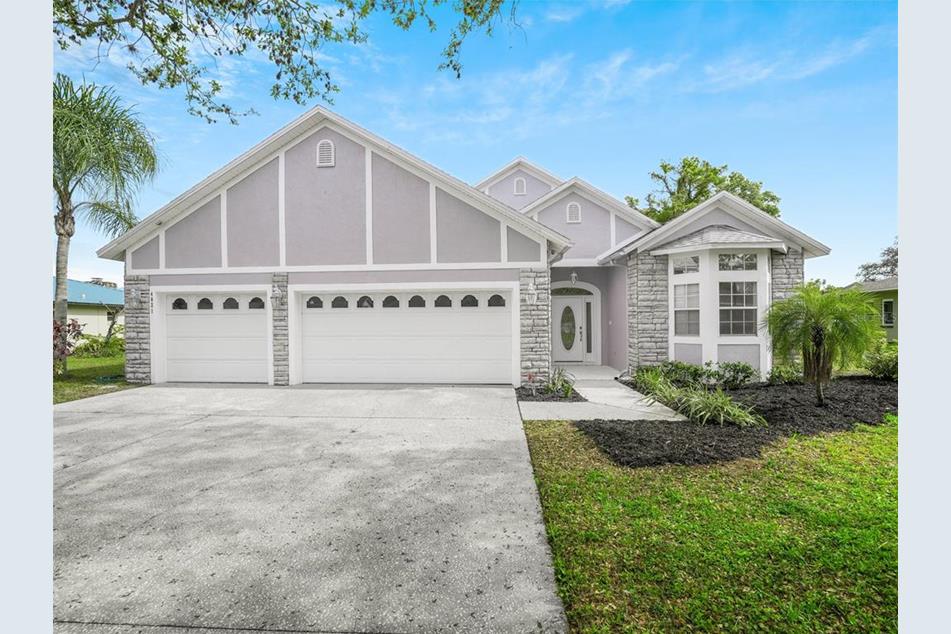 4021 Chelsea Ln, Lakeland, FL 33809 - MLS L4943211 - Coldwell Banker