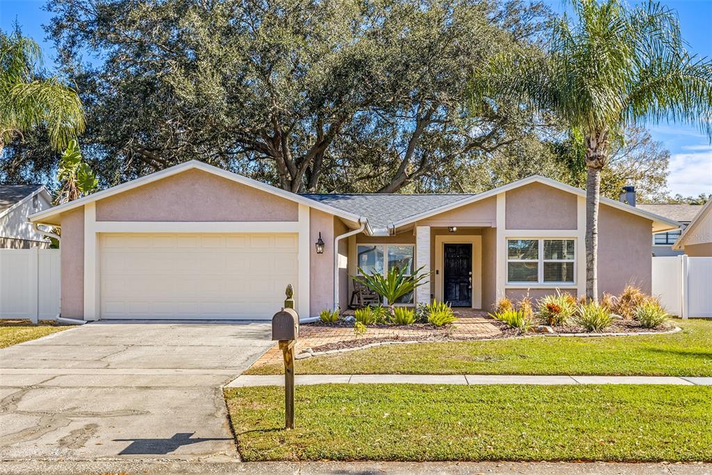 15707 Country Lake Dr, Tampa, FL 33624 - MLS T3498591 - Coldwell Banker