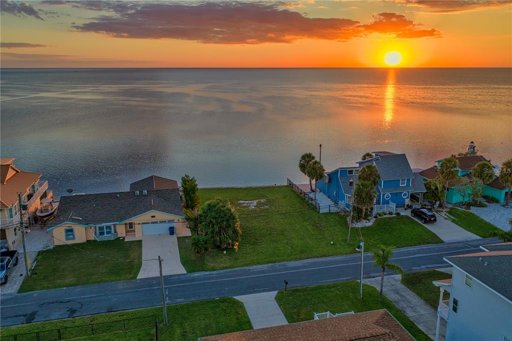 3208 Gulf Winds Cir, Hernando Beach, FL 34607 - MLS TB8431007 ...