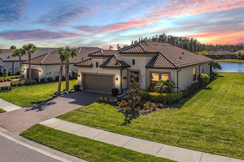 11374 Juglans Dr, Odessa, FL 33556 - MLS U8194028 - Coldwell Banker