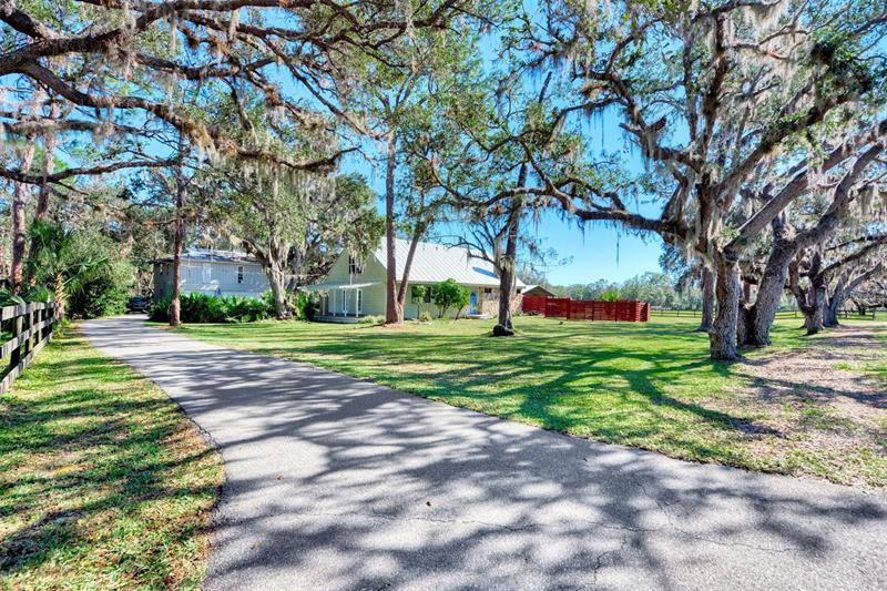 3595 Hidden River Rd, Sarasota, FL 34240 - MLS A4556572 - Coldwell Banker