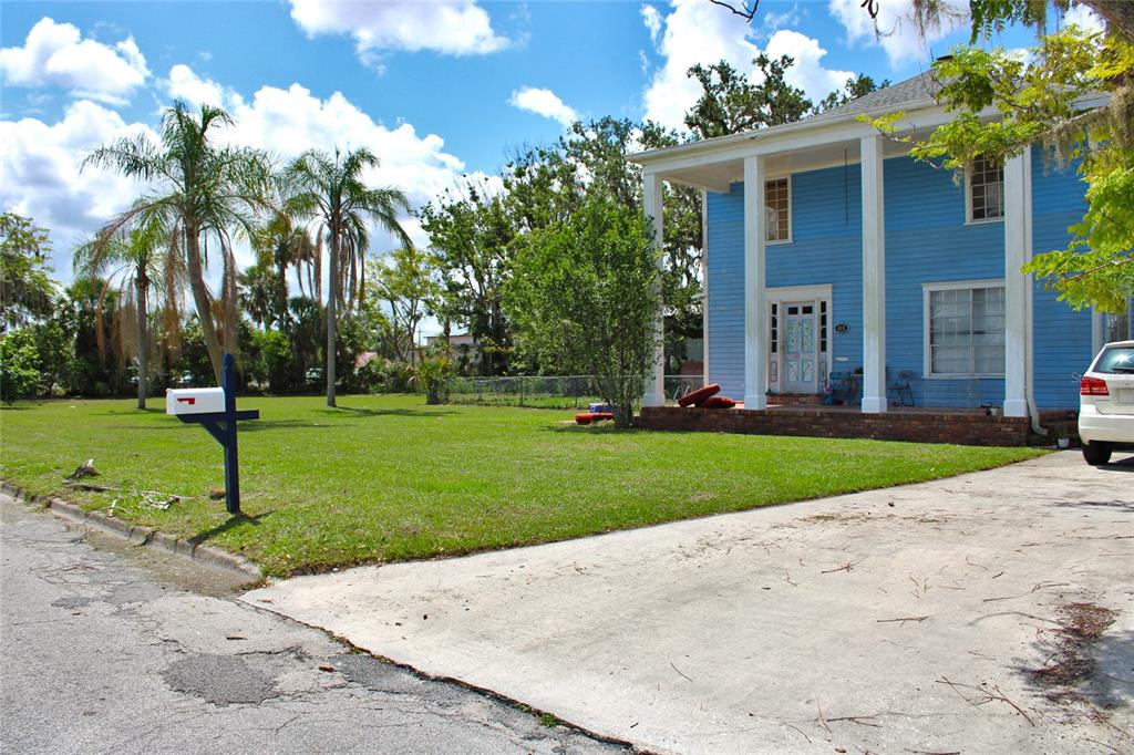 415 W Imogene St, Arcadia, FL 34266 - MLS C7476155 - Coldwell Banker