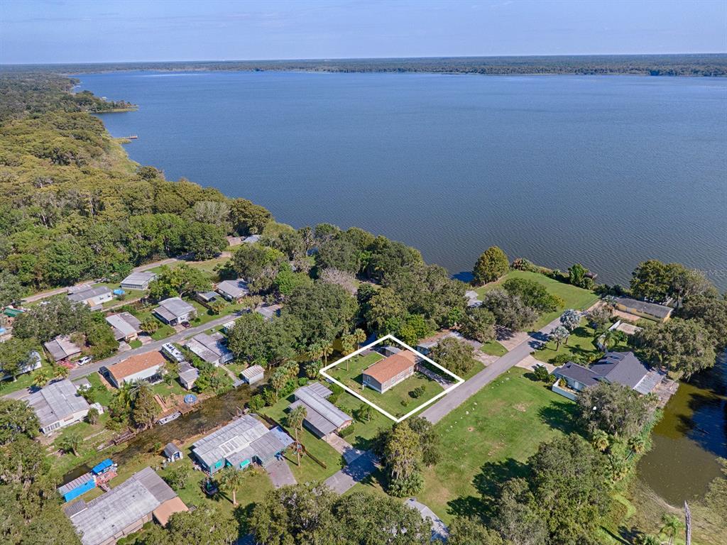 1226 Cr 436, Lake Panasoffkee, FL 33538 - MLS G5073667 - Coldwell Banker