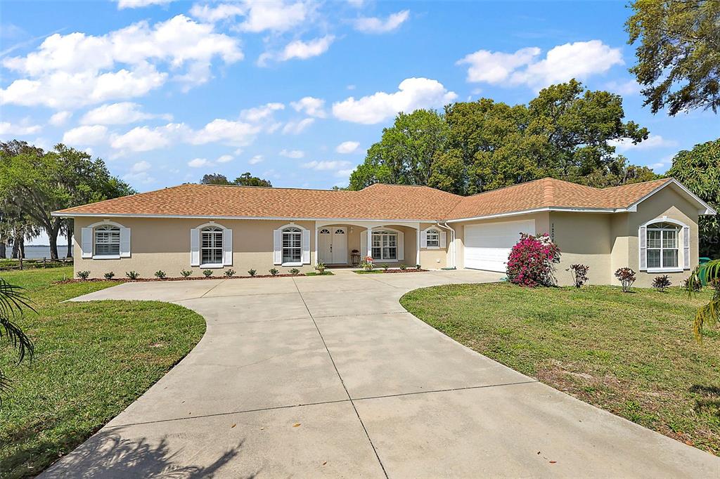 1206 Overlook Rd, Eustis, FL 32726 - MLS G5079602 - Coldwell Banker