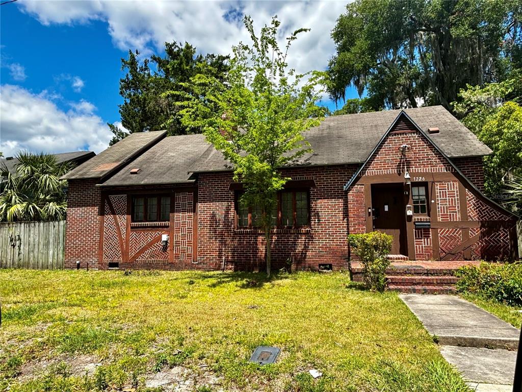 1226 NW 4th Ave, Gainesville, FL 32601 - MLS GC518785 - Coldwell Banker