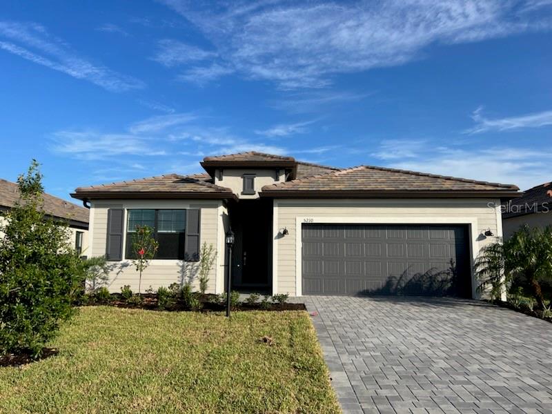 5210 Coral Reef Wy, Lakewood Ranch, FL 34211 - MLS J967134 - Coldwell ...