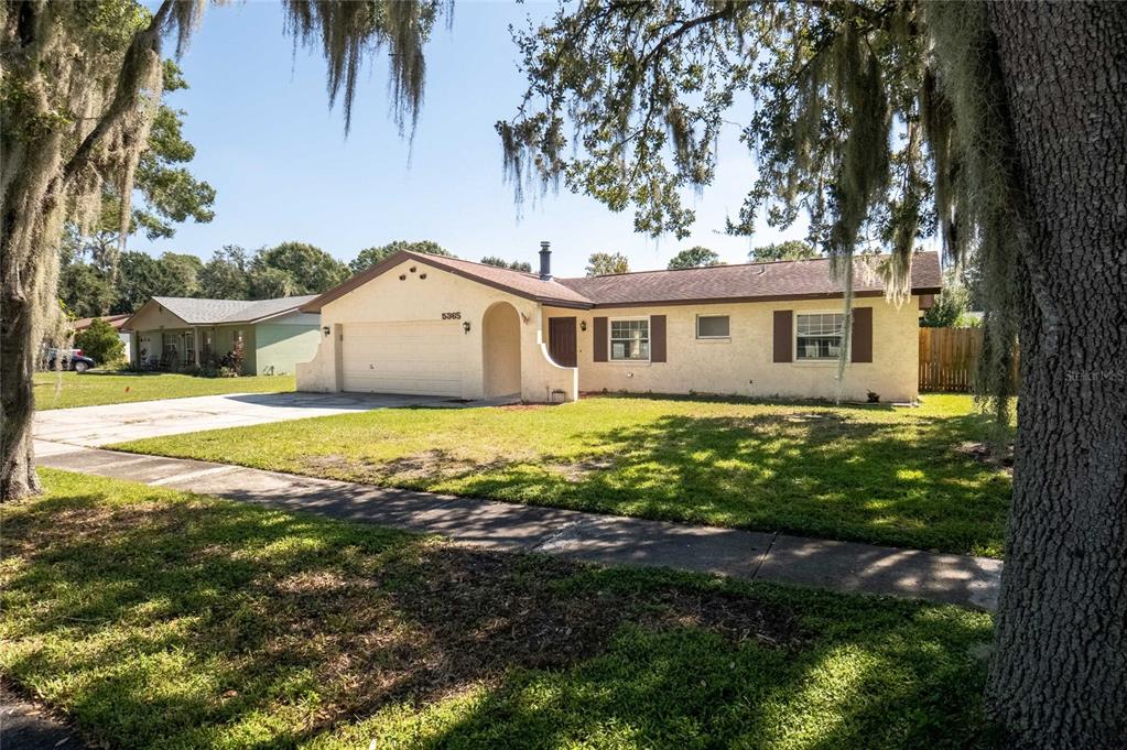 5365 Misty Lake Dr, Mulberry, FL 33860 - MLS L4939708 - Coldwell Banker