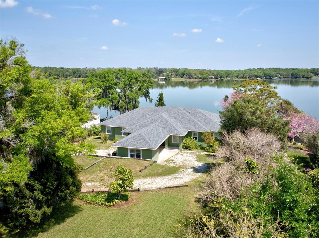 1228 Lake Point Dr, Lakeland, FL 33813 - MLS L4943356 - Coldwell Banker