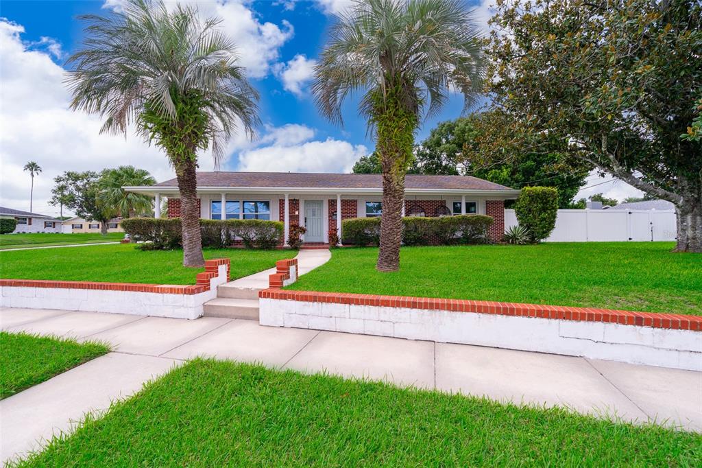 824 Springwood Dr, Orlando, FL 32839 - MLS O6140833 - Coldwell Banker