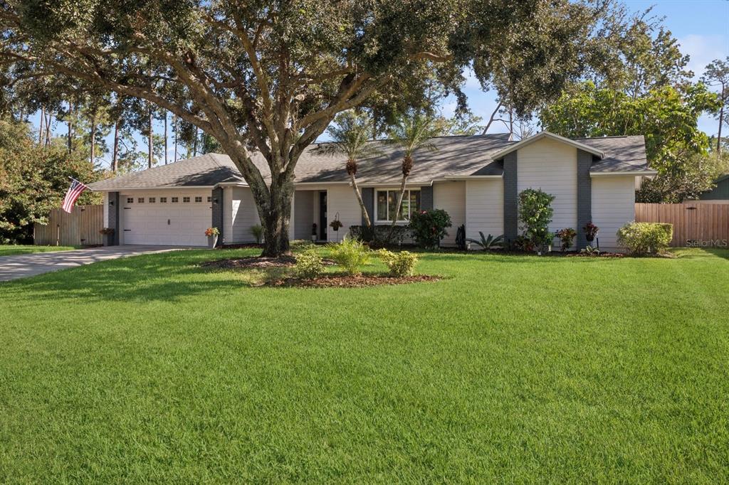 4825 Palm Tree Ct, Windermere, FL 34786 - MLS O6256756 - Coldwell Banker