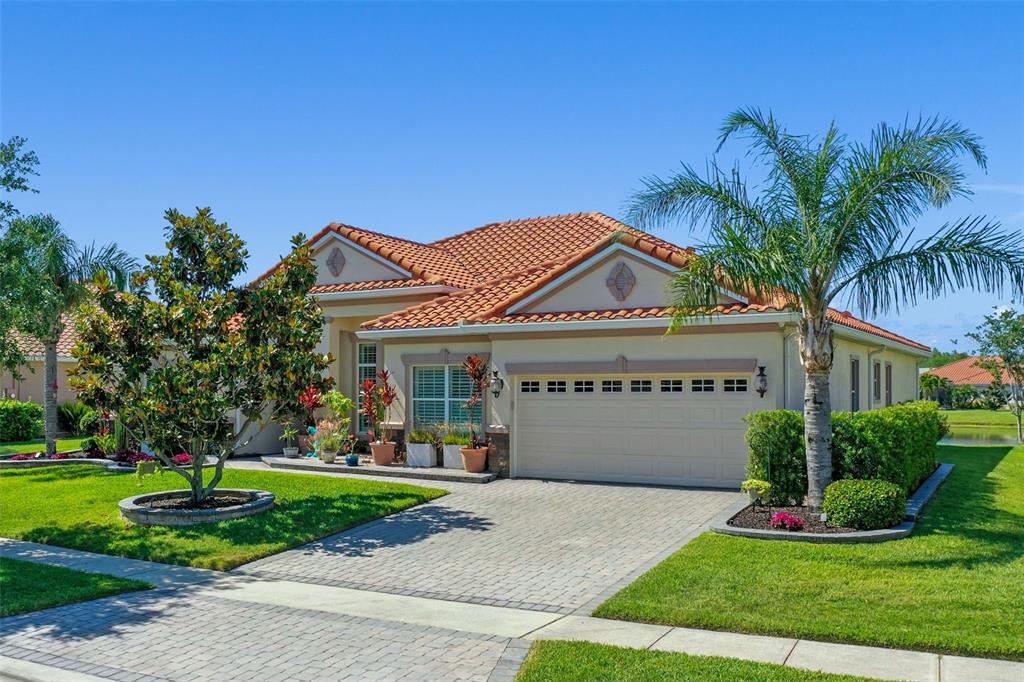 2721 Swoop Cir, Kissimmee, FL 34741 - MLS O6300037 - Coldwell Banker