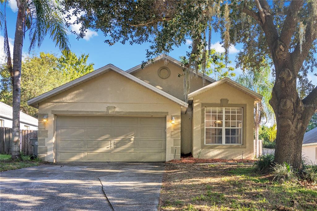 333 Bay St, Apopka, FL 32712 - MLS O6344901 - Coldwell Banker