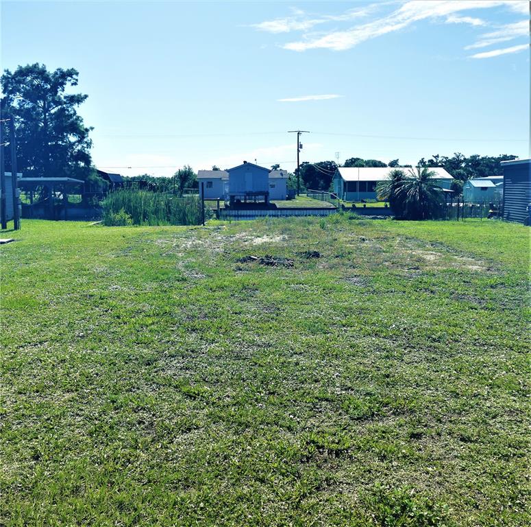 1471 Lake Dr, Buckhead Ridge, FL 34974 - MLS OK222827 - Coldwell Banker