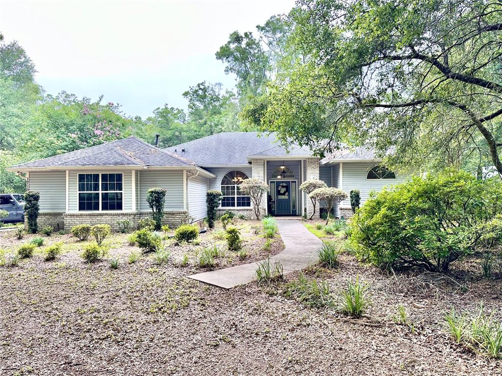 17108 SW 75 Ave, Archer, FL 32618 - MLS OM702857 - Coldwell Banker