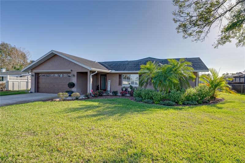 214 N Lakeshore Dr, Lake Wales, FL 33859 - MLS P4924461 - Coldwell Banker