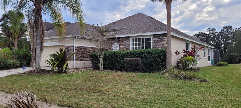 1748 Golfview Dr, Kissimmee, FL 34746 - MLS S5077565 - Coldwell Banker
