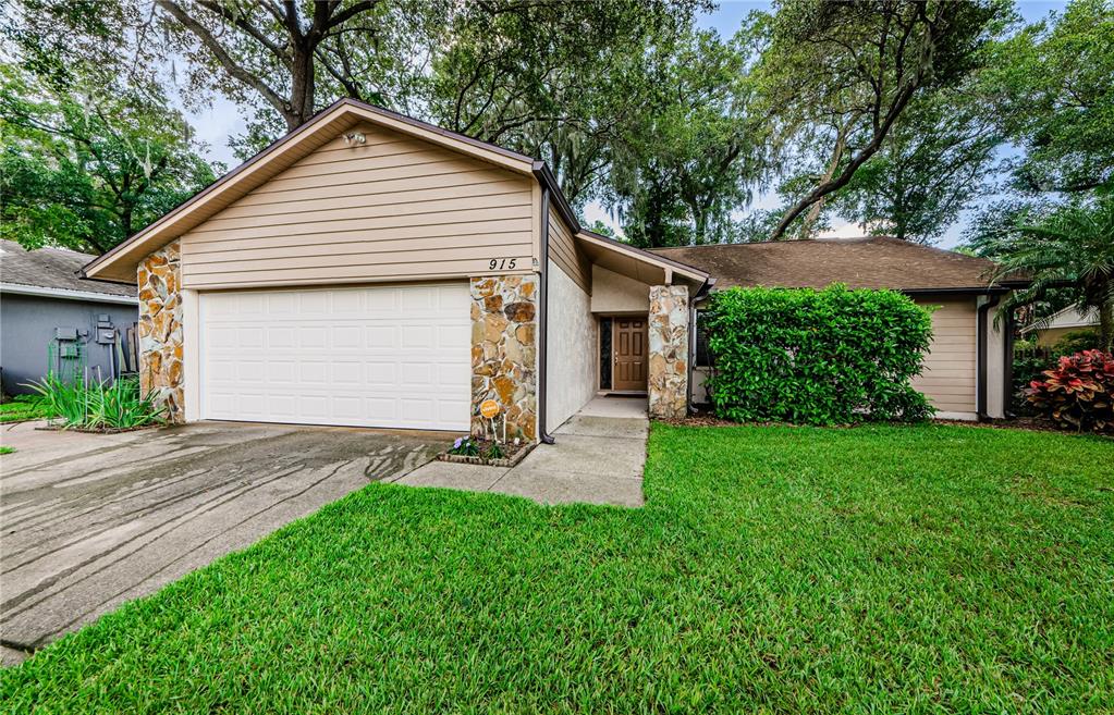 915 Benninger Dr, Brandon, FL 33510 - MLS T3381483 - Coldwell Banker