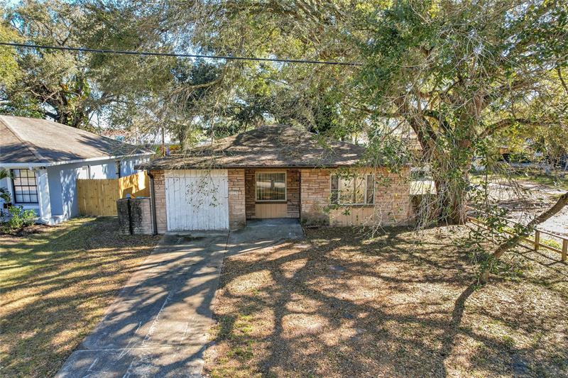 8709 N 39th St, Tampa, FL 33604 - MLS T3423551 - Coldwell Banker