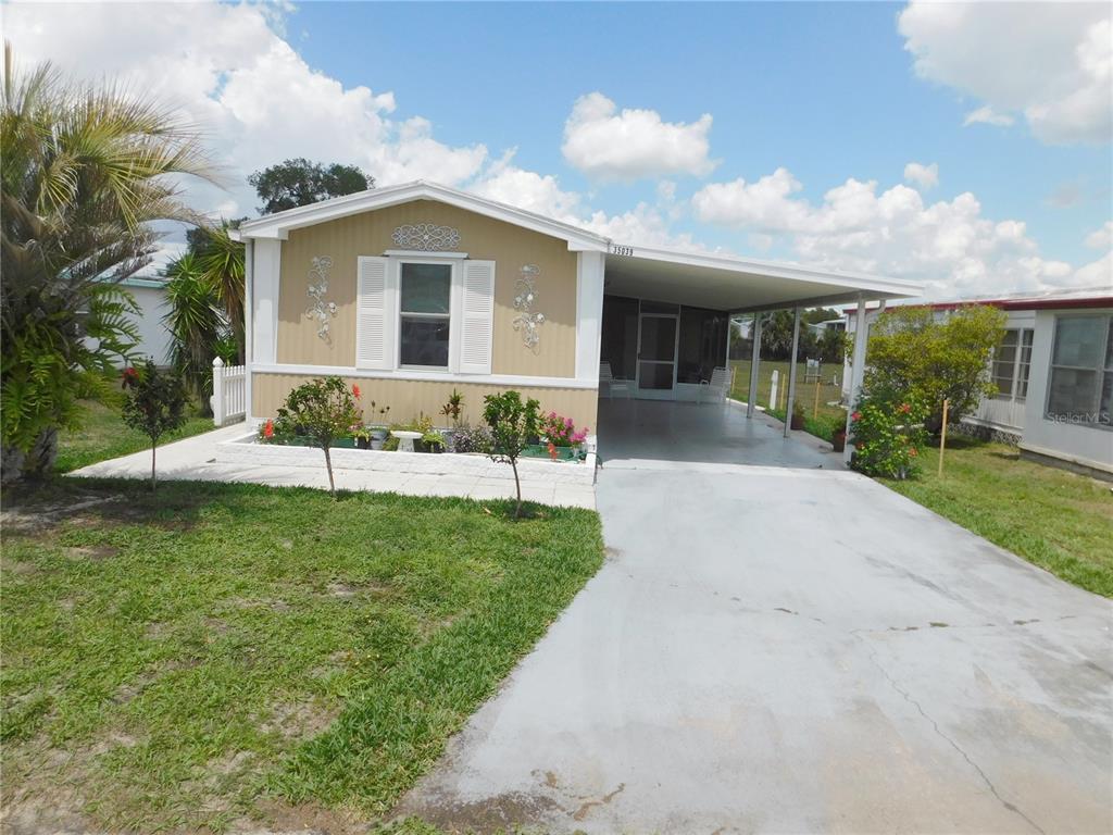35039 Dale Ave, Zephyrhills, FL 33541 - MLS T3440313 - Coldwell Banker