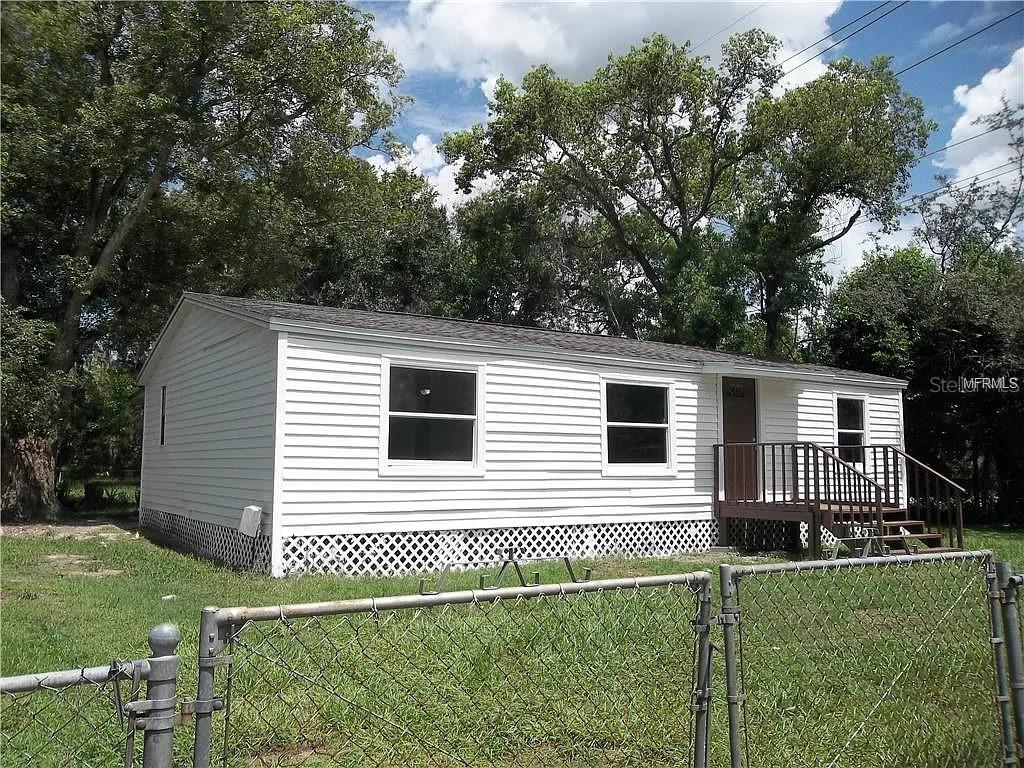 17601 Juanita Dr, Lutz, FL 33548 - MLS T3447210 - Coldwell Banker