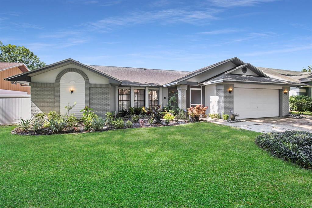 2604 Sablewood Dr, Valrico, FL 33596 - MLS T3450190 - Coldwell Banker