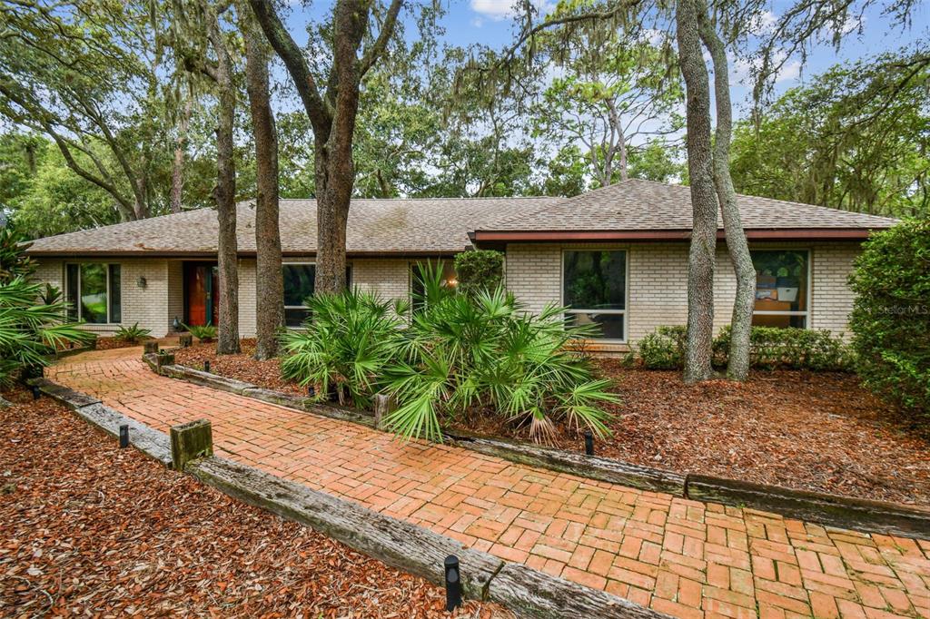 17008 Shady Pines Dr, Lutz, FL 33548 - MLS T3469209 - Coldwell Banker