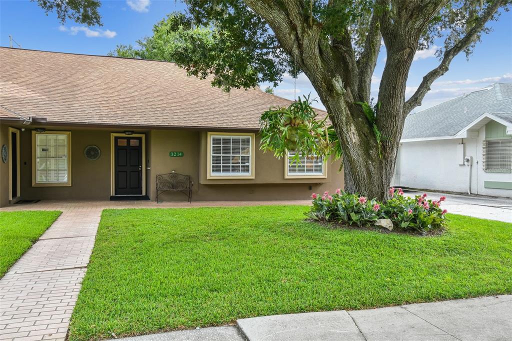 3214 Laurel Dale Dr, Tampa, FL 33618 - MLS T3470875 - Coldwell Banker