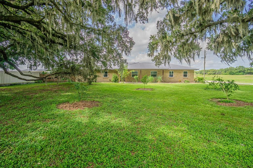 3505 Medulla Rd, Plant City, FL 33566 - MLS TB8396902 - Coldwell Banker