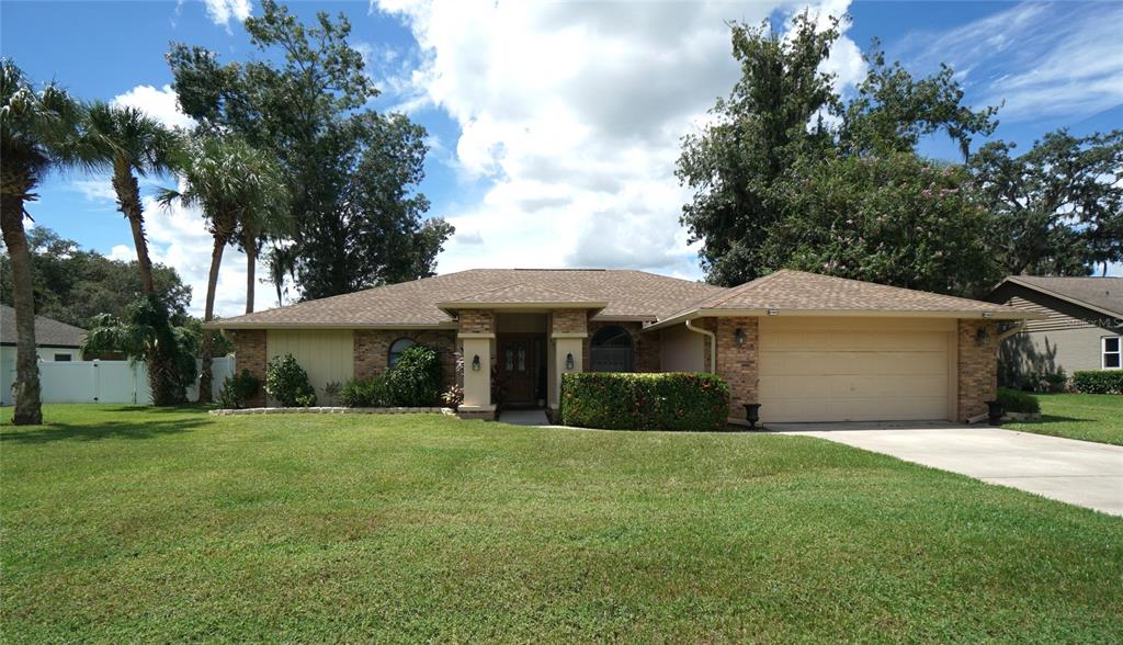 508 Caulder Park Rd, Seffner, FL 33584 - MLS TB8427259 - Coldwell Banker
