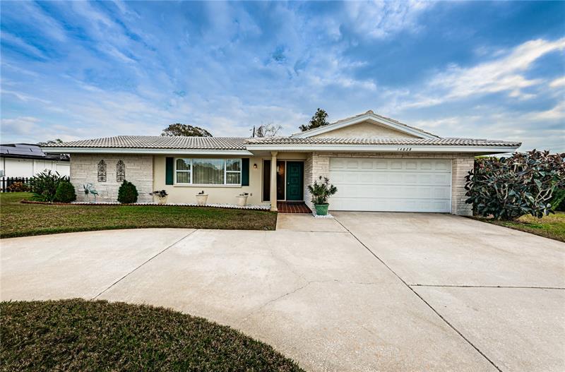 14025 Lookout Way, Seminole, FL 33776 - MLS U8188434 - Coldwell Banker