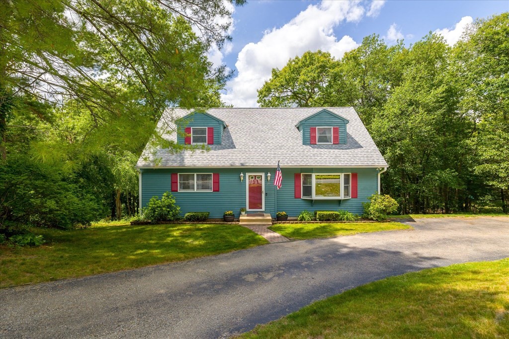 271 New Boston Rd, Sturbridge, MA 01566 - MLS 73125755 - Coldwell Banker
