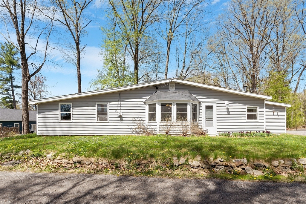 439 Townsend Harbor Rd, Lunenburg, MA 01462 - MLS 73368680 - Coldwell ...