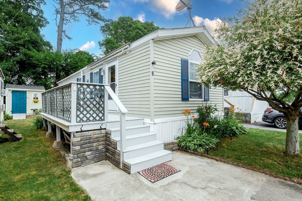 3040 Cranberry Hwy #9, Wareham, MA 02538 - MLS 73399022 - Coldwell Banker