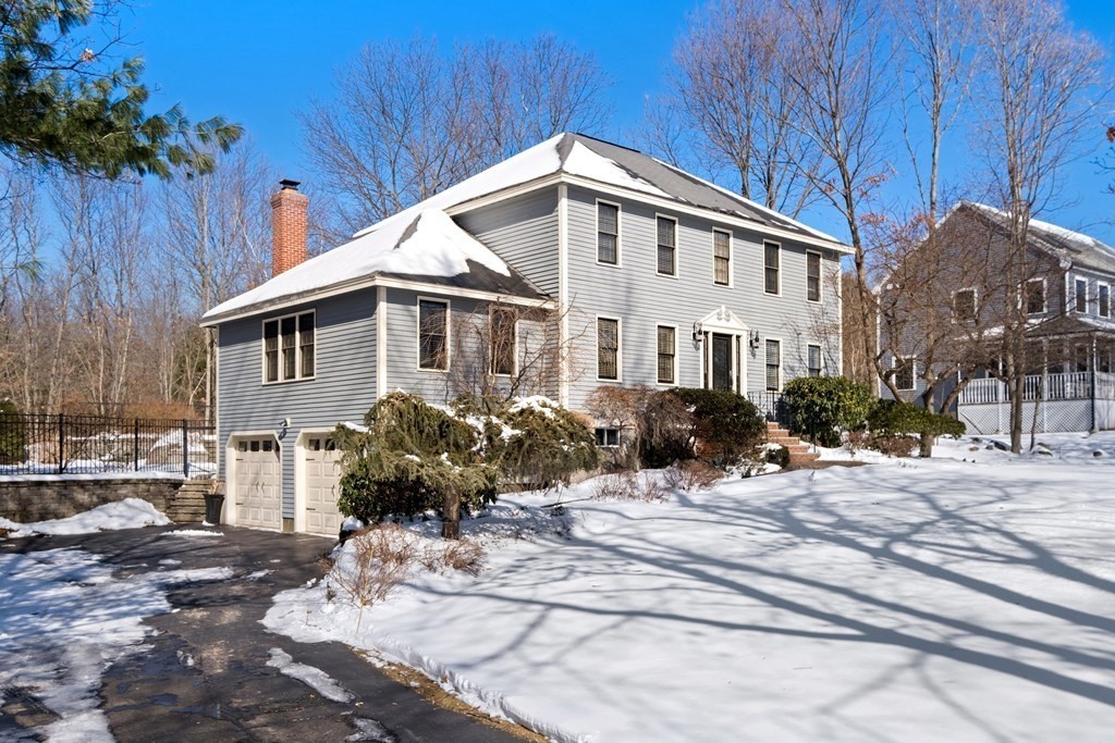44 Fiorenza Dr, Wilmington, MA 01887 - MLS 72946403 - Coldwell Banker