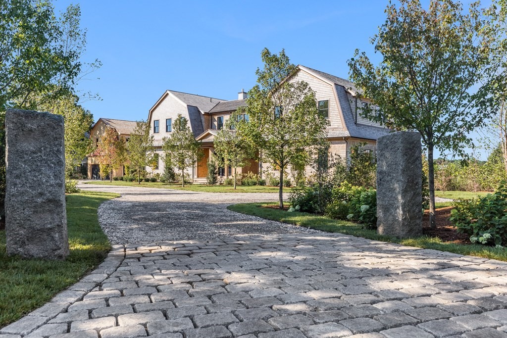 209 Bay St, Barnstable, MA 02655 - MLS 73030688 - Coldwell Banker