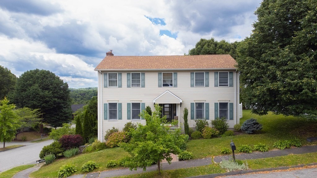 1 Cherokee Rd, Worcester, MA 01606 - MLS 73040253 - Coldwell Banker