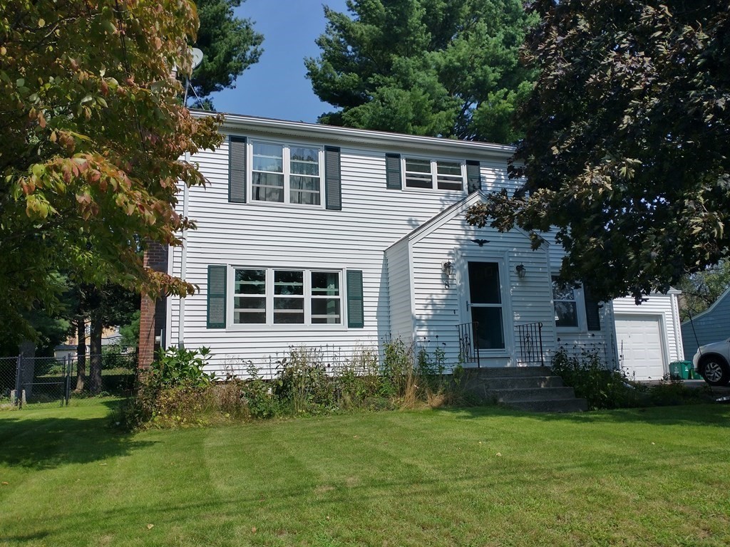 8 Rochelle St, Worcester, MA 01606 - MLS 73040851 - Coldwell Banker