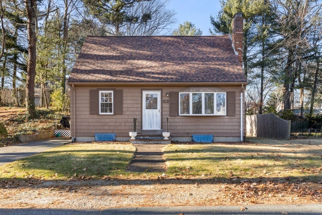 15 Hawthorne Rd, Holbrook, MA 02343 - MLS 73062267 - Coldwell Banker